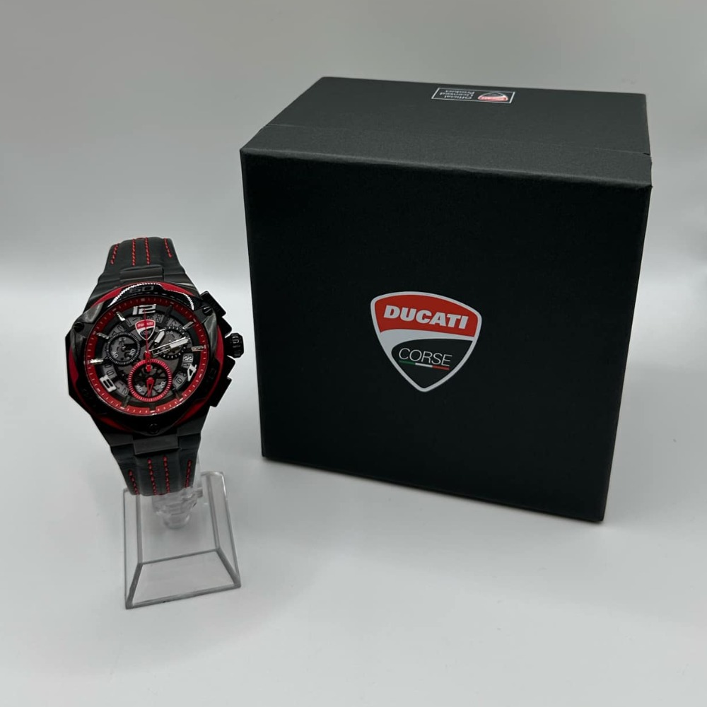 Pre-owned Ducati Corse Partenza Black And Red Leather Strap Chronograph ...